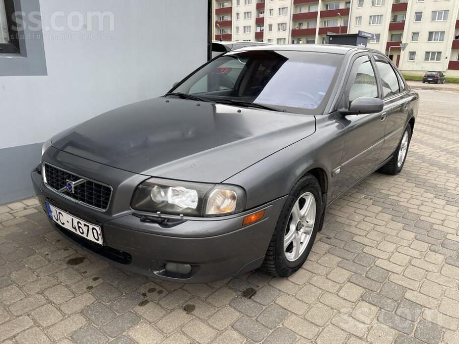 Grey Volvo S80 2005 in Talsi, with an engine capacity of 2.40 L and mileage of 377 thousand km for 1400 €, photo 26 on AUTOMOTO.COM.LV
