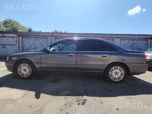 Grey Volvo S80 2005 in Riga, with an engine capacity of 2.40 L and mileage of 365 thousand km for 1850 €, photo 9 on AUTOMOTO.COM.LV