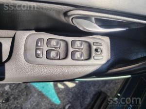 Grey Volvo S80 2005 in Riga, with an engine capacity of 2.40 L and mileage of 365 thousand km for 1850 €, photo 14 on AUTOMOTO.COM.LV