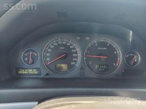 Grey Volvo S80 2005 in Riga, with an engine capacity of 2.40 L and mileage of 365 thousand km for 1850 €, photo 16 on AUTOMOTO.COM.LV