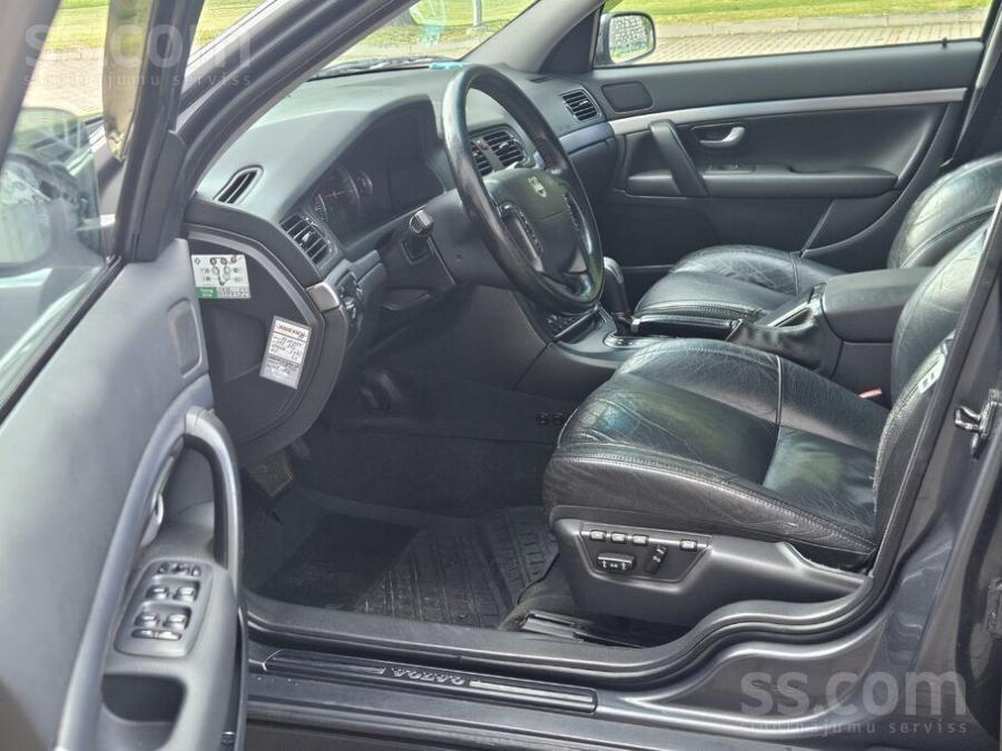 Pelēks Volvo S80 2005 Rīga, ar dzinēja tilpumu 2.40 L un nobraukumu 365 tūkst. km par 1900 €, foto 6 vietnē AUTOMOTO.COM.LV