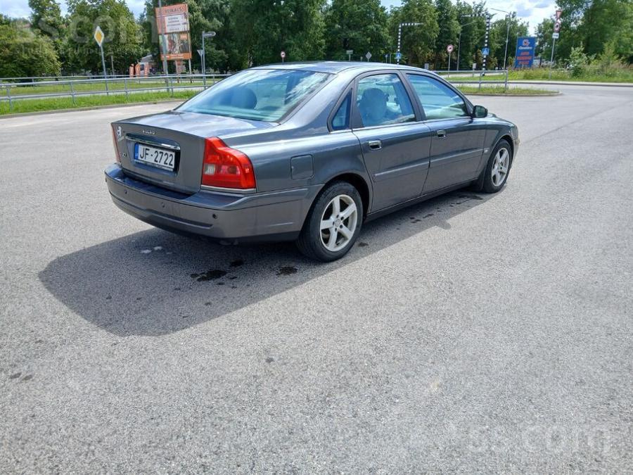 Grey Volvo S80 2005 in Aizkraukle, with an engine capacity of 2.40 L and mileage of 450 thousand km for 1300 €, photo 4 on AUTOMOTO.COM.LV
