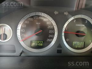 Grey Volvo S80 2005 in Aizkraukle, with an engine capacity of 2.40 L and mileage of 450 thousand km for 1300 €, photo 11 on AUTOMOTO.COM.LV
