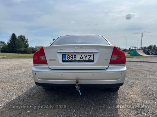 Серый Вольво С80 2005 в Таллин, объемом двигателя 2.40 л и пробегом 285 тыс. км за 1200 €, фото 2 на AUTOMOTO.COM.LV