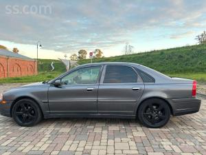 Grey Volvo S80 2005 in Daugavpils, with an engine capacity of 2.40 L and mileage of 375 thousand km for 1800 €, photo 9 on AUTOMOTO.COM.LV