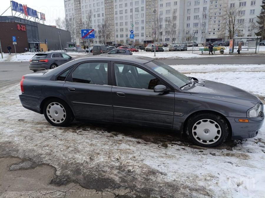Pelēks Volvo S80 2005 Rīga, ar dzinēja tilpumu 2.50 L un nobraukumu 326 tūkst. km par 1700 €, foto 1 vietnē AUTOMOTO.COM.LV