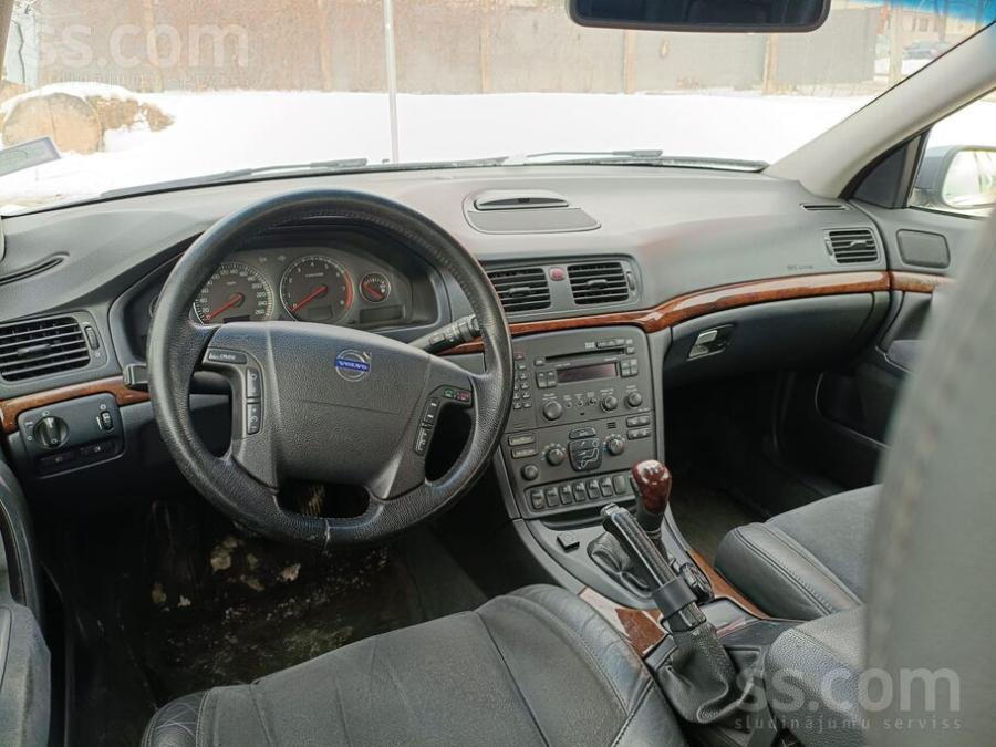 Pelēks Volvo S80 2005 Rīga, ar dzinēja tilpumu 2.50 L un nobraukumu 326 tūkst. km par 1700 €, foto 12 vietnē AUTOMOTO.COM.LV