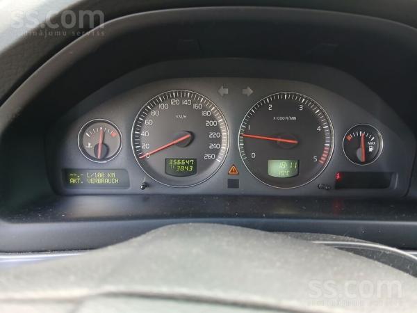 Серый Вольво С80 2005 в Валка, объемом двигателя 2.40 л и пробегом 357 тыс. км за 1600 €, фото 11 на AUTOMOTO.COM.LV