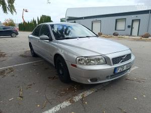 Pelēks Volvo S80 2005 Mažeikiai, ar dzinēja tilpumu 2.40 L un nobraukumu 264 tūkst. km par 1050 €, foto 5 vietnē AUTOMOTO.COM.LV