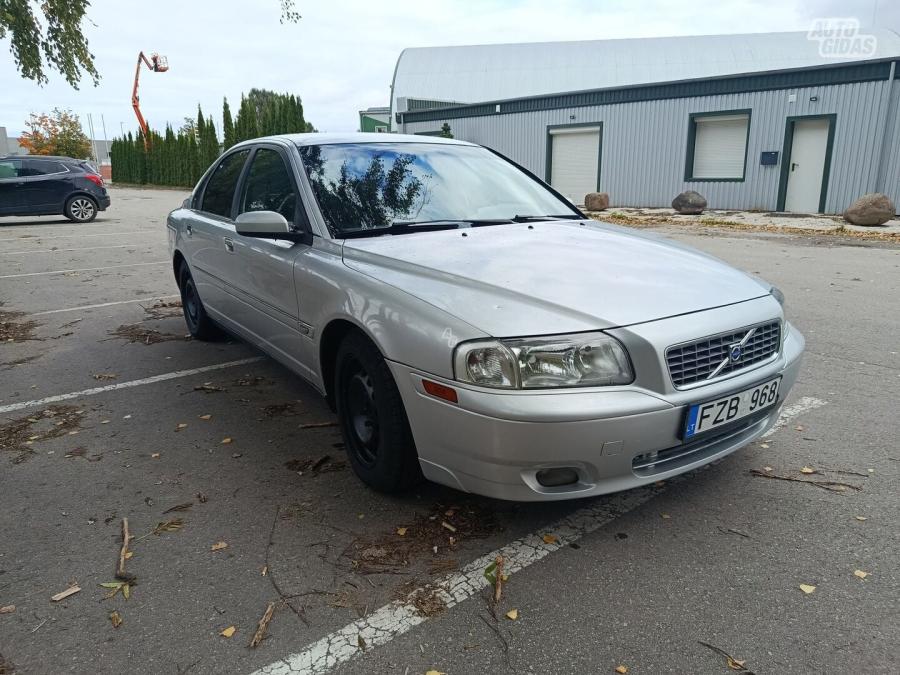 Pelēks Volvo S80 2005 Mažeikiai, ar dzinēja tilpumu 2.40 L un nobraukumu 264 tūkst. km par 1050 €, foto 5 vietnē AUTOMOTO.COM.LV