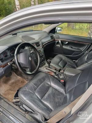 Pelēks Volvo S80 2005 Mažeikiai, ar dzinēja tilpumu 2.40 L un nobraukumu 264 tūkst. km par 1050 €, foto 6 vietnē AUTOMOTO.COM.LV