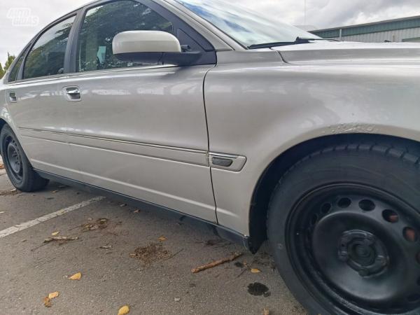 Volvo S80 2005 Mažeikiai vietnÄ PelÄks Volvo S80 2005 Mažeikiai, ar dzinÄja tilpumu 2.40 L un nobraukumu 264 tÅ«kst. km par 1050 ā¬, foto 11 vietnÄ AUTOMOTO.COM.LV
