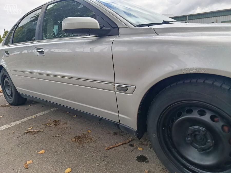 Pelēks Volvo S80 2005 Mažeikiai, ar dzinēja tilpumu 2.40 L un nobraukumu 264 tūkst. km par 1050 €, foto 11 vietnē AUTOMOTO.COM.LV