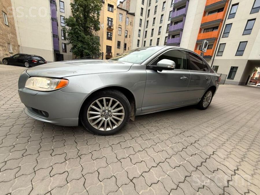 Pelēks Volvo S80 2006 Rīga, ar dzinēja tilpumu 2.40 L un nobraukumu 261 tūkst. km par 2500 €, foto 1 vietnē AUTOMOTO.COM.LV