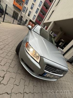 Pelēks Volvo S80 2006 Rīga, ar dzinēja tilpumu 2.40 L un nobraukumu 261 tūkst. km par 2500 €, foto 2 vietnē AUTOMOTO.COM.LV