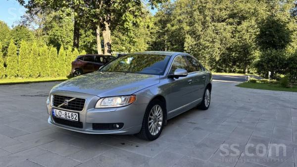 Grey Volvo S80 2006 in Riga, with an engine capacity of 2.40 L and mileage of 0 thousand km for 2500 €, photo 1 on AUTOMOTO.COM.LV