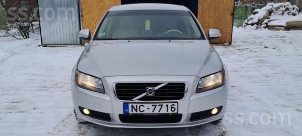 Grey Volvo S80 2006 in Rezekne, with an engine capacity of 2.40 L and mileage of 240 thousand km for 5350 €, photo 4 on AUTOMOTO.COM.LV