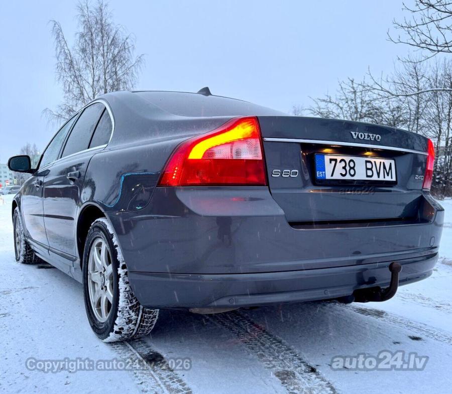 Pelēks Volvo S80 2006 Tallina, ar dzinēja tilpumu 2.40 L un nobraukumu 302 tūkst. km par 4500 €, foto 3 vietnē AUTOMOTO.COM.LV