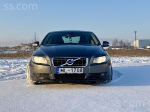 Pelēks Volvo S80 2006 Rīga, ar dzinēja tilpumu 2.40 L un nobraukumu 284 tūkst. km par 3200 €, foto 5 vietnē AUTOMOTO.COM.LV