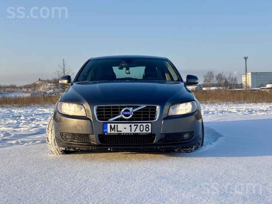 Pelēks Volvo S80 2006 Rīga, ar dzinēja tilpumu 2.40 L un nobraukumu 284 tūkst. km par 3200 €, foto 5 vietnē AUTOMOTO.COM.LV