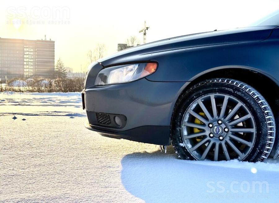 Pelēks Volvo S80 2006 Rīga, ar dzinēja tilpumu 2.40 L un nobraukumu 284 tūkst. km par 3200 €, foto 7 vietnē AUTOMOTO.COM.LV