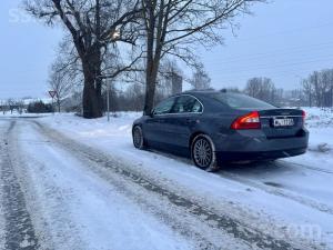 Pelēks Volvo S80 2006 Rīga, ar dzinēja tilpumu 2.40 L un nobraukumu 284 tūkst. km par 3200 €, foto 23 vietnē AUTOMOTO.COM.LV