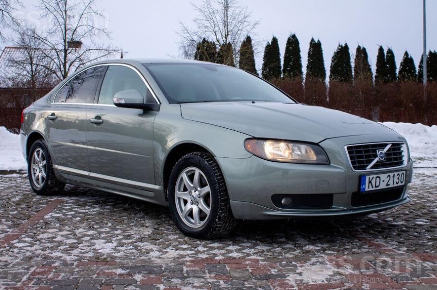 Pelēks Volvo S80 2006 Jelgava, ar dzinēja tilpumu 2.40 L un nobraukumu 344 tūkst. km par 3600 €, foto 1 vietnē AUTOMOTO.COM.LV