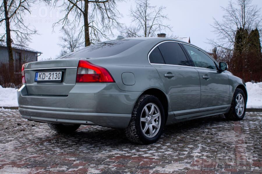 Pelēks Volvo S80 2006 Jelgava, ar dzinēja tilpumu 2.40 L un nobraukumu 344 tūkst. km par 3600 €, foto 6 vietnē AUTOMOTO.COM.LV