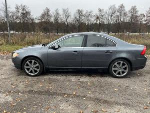 Pelēks Volvo S80 2006 Viļņa, ar dzinēja tilpumu 2.52 L un nobraukumu 290 tūkst. km par 3000 €, foto 7 vietnē AUTOMOTO.COM.LV