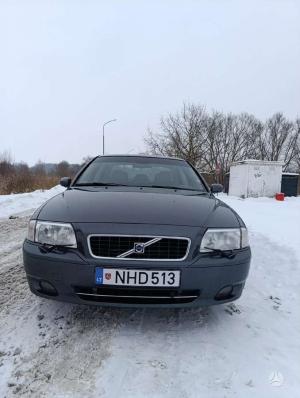 Grey Volvo S80 2006 in Siauliai, with an engine capacity of 2.44 L and mileage of 339 thousand km for 1800 €, photo 4 on AUTOMOTO.COM.LV