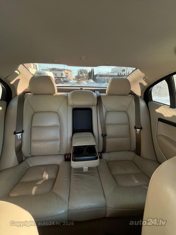 Pelēks Volvo S80 2006 Tallina, ar dzinēja tilpumu 2.50 L un nobraukumu 292 tūkst. km par 3800 €, foto 11 vietnē AUTOMOTO.COM.LV