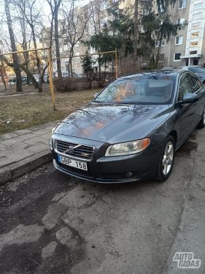 Grey Volvo S80 2006 in Vilnius, with an engine capacity of 2.40 L and mileage of 413 thousand km for 3300 €, photo  on AUTOMOTO.COM.LV
