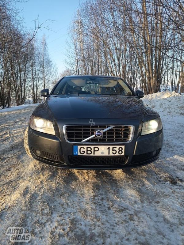 Pelēks Volvo S80 2006 Viļņa, ar dzinēja tilpumu 2.40 L un nobraukumu 413 tūkst. km par 3300 €, foto 2 vietnē AUTOMOTO.COM.LV