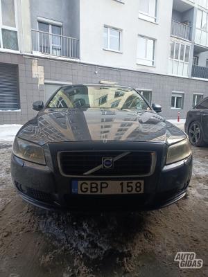 Pelēks Volvo S80 2006 Viļņa, ar dzinēja tilpumu 2.40 L un nobraukumu 413 tūkst. km par 3300 €, foto 3 vietnē AUTOMOTO.COM.LV