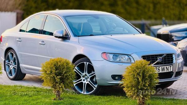 Grey Volvo S80 2006 in Tallinn, with an engine capacity of 2.40 L and mileage of 340 thousand km for 4990 €, photo 1 on AUTOMOTO.COM.LV