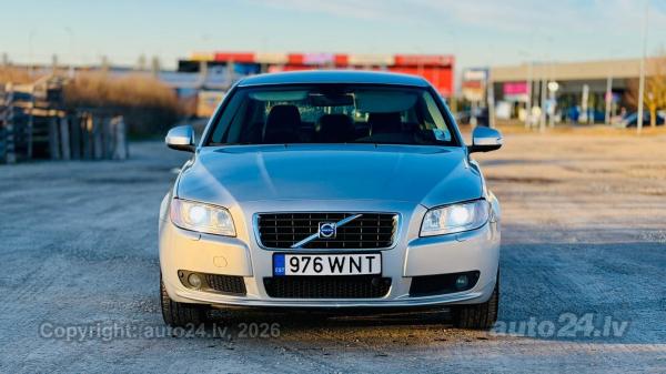 Grey Volvo S80 2006 in Tallinn, with an engine capacity of 2.40 L and mileage of 340 thousand km for 4990 €, photo 6 on AUTOMOTO.COM.LV
