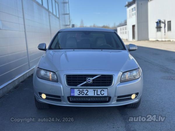 Grey Volvo S80 2006 in Tallinn, with an engine capacity of 2.40 L and mileage of 396 thousand km for 1999 €, photo 7 on AUTOMOTO.COM.LV