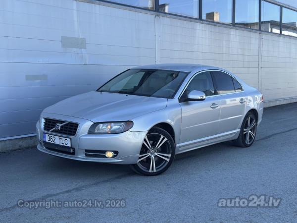 Grey Volvo S80 2006 in Tallinn, with an engine capacity of 2.40 L and mileage of 396 thousand km for 1999 €, photo 8 on AUTOMOTO.COM.LV