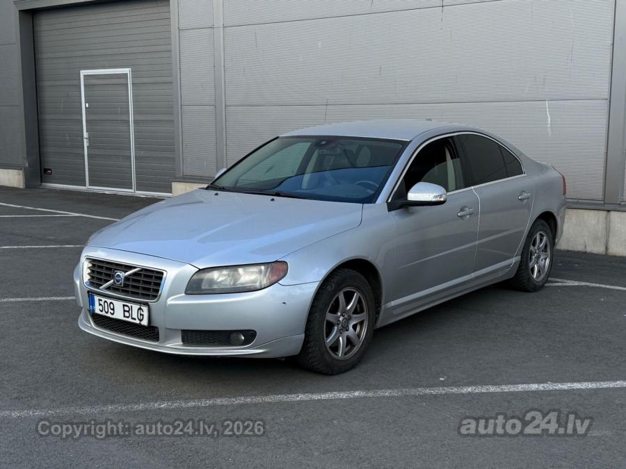 Pelēks Volvo S80 2006 Tartu, ar dzinēja tilpumu 2.40 L un nobraukumu 270 tūkst. km par 2200 €, foto 1 vietnē AUTOMOTO.COM.LV