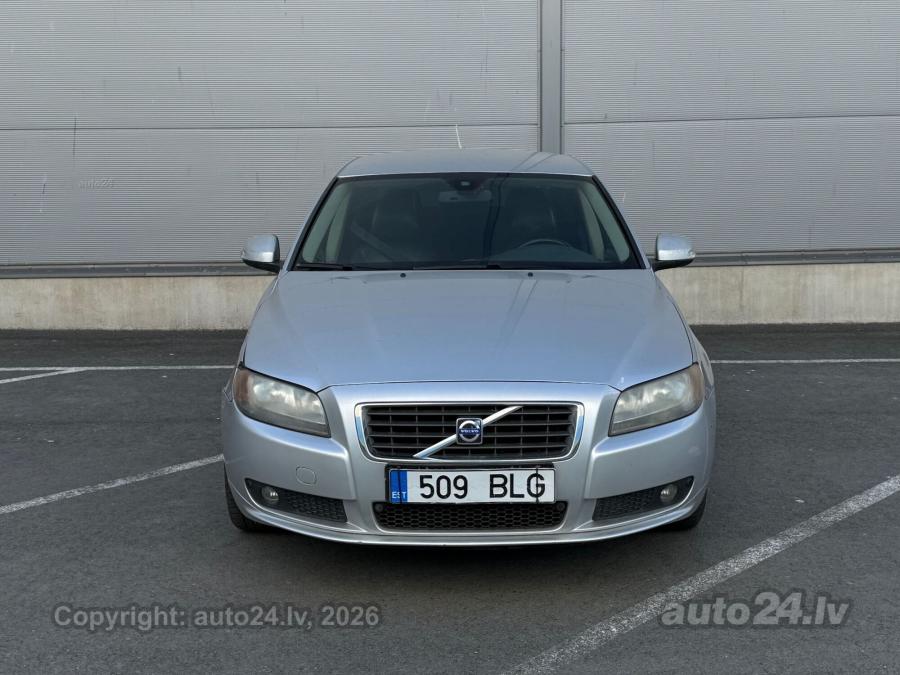 Pelēks Volvo S80 2006 Tartu, ar dzinēja tilpumu 2.40 L un nobraukumu 270 tūkst. km par 2200 €, foto 3 vietnē AUTOMOTO.COM.LV