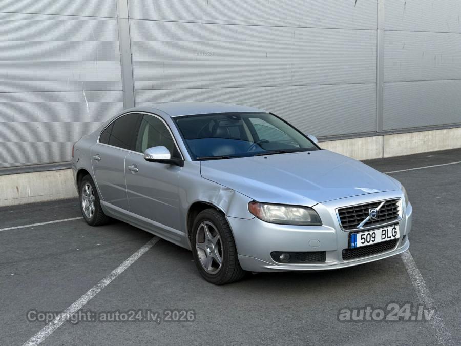 Pelēks Volvo S80 2006 Tartu, ar dzinēja tilpumu 2.40 L un nobraukumu 270 tūkst. km par 2200 €, foto 4 vietnē AUTOMOTO.COM.LV