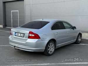 Pelēks Volvo S80 2006 Tartu, ar dzinēja tilpumu 2.40 L un nobraukumu 270 tūkst. km par 2200 €, foto 5 vietnē AUTOMOTO.COM.LV