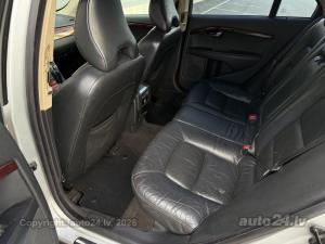 Pelēks Volvo S80 2006 Tartu, ar dzinēja tilpumu 2.40 L un nobraukumu 270 tūkst. km par 2200 €, foto 9 vietnē AUTOMOTO.COM.LV