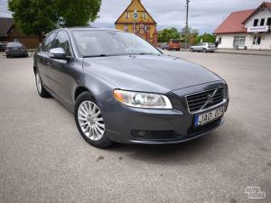 Pelēks Volvo S80 2006 Telšiai, ar dzinēja tilpumu 2.40 L un nobraukumu 333 tūkst. km par 3200 €, foto  vietnē AUTOMOTO.COM.LV