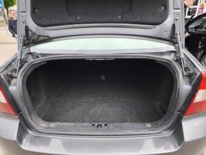 Pelēks Volvo S80 2006 Telšiai, ar dzinēja tilpumu 2.40 L un nobraukumu 333 tūkst. km par 3200 €, foto 10 vietnē AUTOMOTO.COM.LV