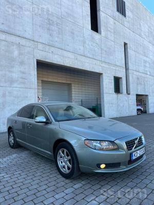 Pelēks Volvo S80 2006 Jelgava, ar dzinēja tilpumu 2.40 L un nobraukumu 345 tūkst. km par 3600 €, foto  vietnē AUTOMOTO.COM.LV