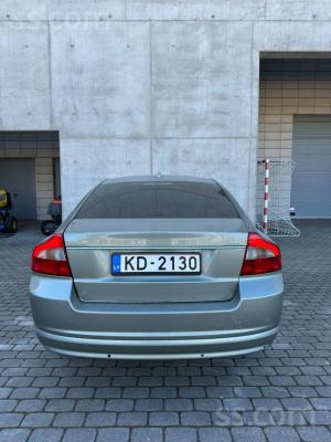 Pelēks Volvo S80 2006 Jelgava, ar dzinēja tilpumu 2.40 L un nobraukumu 345 tūkst. km par 3600 €, foto 9 vietnē AUTOMOTO.COM.LV
