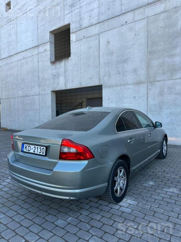 Grey Volvo S80 2006 in Jelgava, with an engine capacity of 2.40 L and mileage of 345 thousand km for 3600 €, photo 9 on AUTOMOTO.COM.LV
