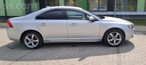 Pelēks Volvo S80 2006 Rēzekne, ar dzinēja tilpumu 2.40 L un nobraukumu 240 tūkst. km par 5150 €, foto 9 vietnē AUTOMOTO.COM.LV