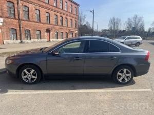 Pelēks Volvo S80 2006 Daugavpils, ar dzinēja tilpumu 2.50 L un nobraukumu 343 tūkst. km par 2250 €, foto 3 vietnē AUTOMOTO.COM.LV